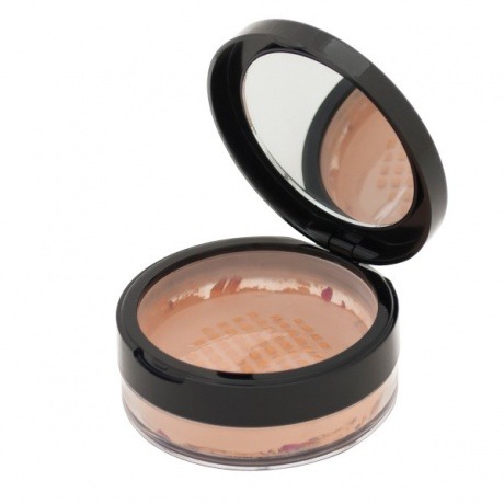 Tolles Puder Make up: Auftragen wie ein Profi